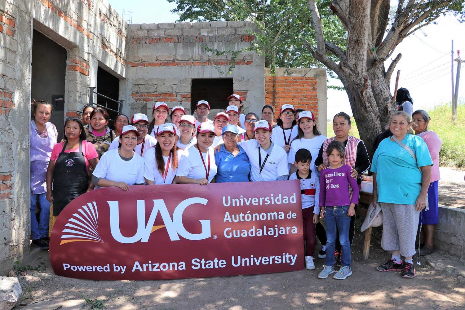 Colaboradores de la UAG apoyan al Banco de Alimentos de Guadalajara | UAG Media Hub