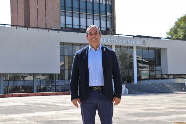 Mtro. Juan Carlos Márquez, Egresado UAG y apasionado del Derecho | UAG Media Hub