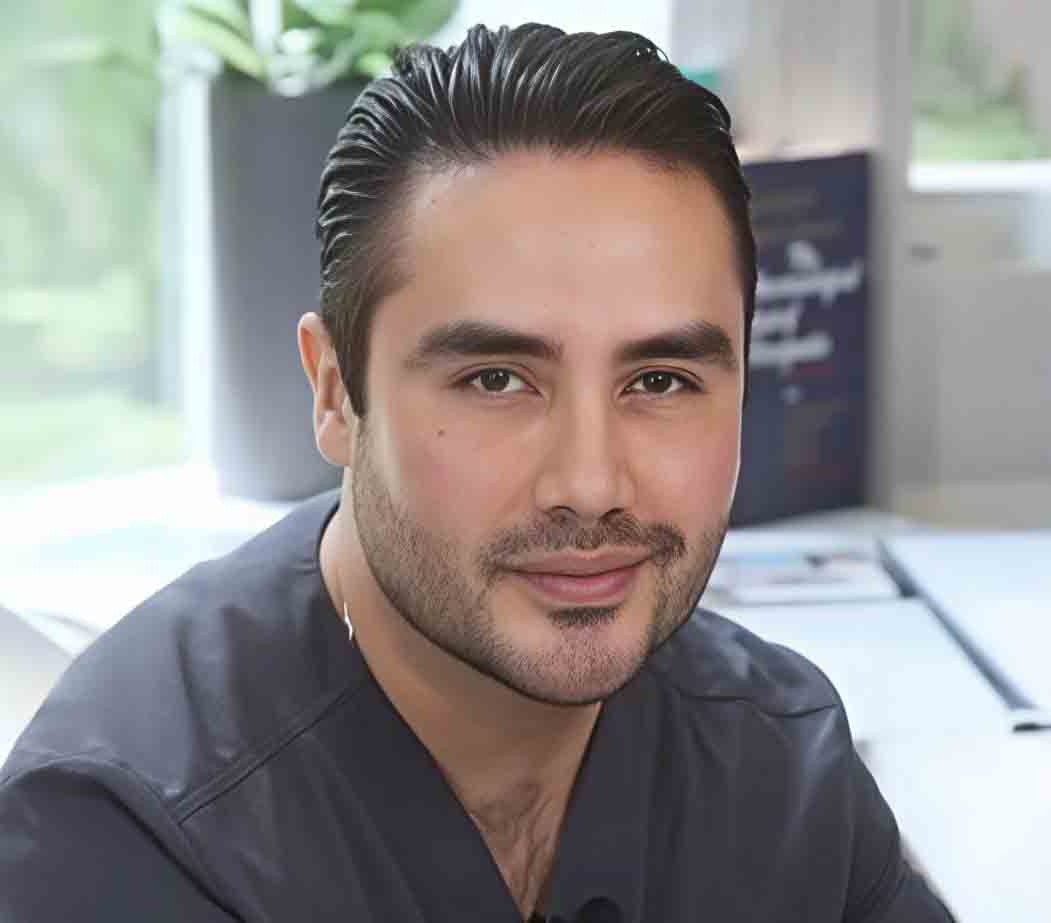 Nuevo León fortalece la red de egresados: Dr. Raúl Gómez, representante ...